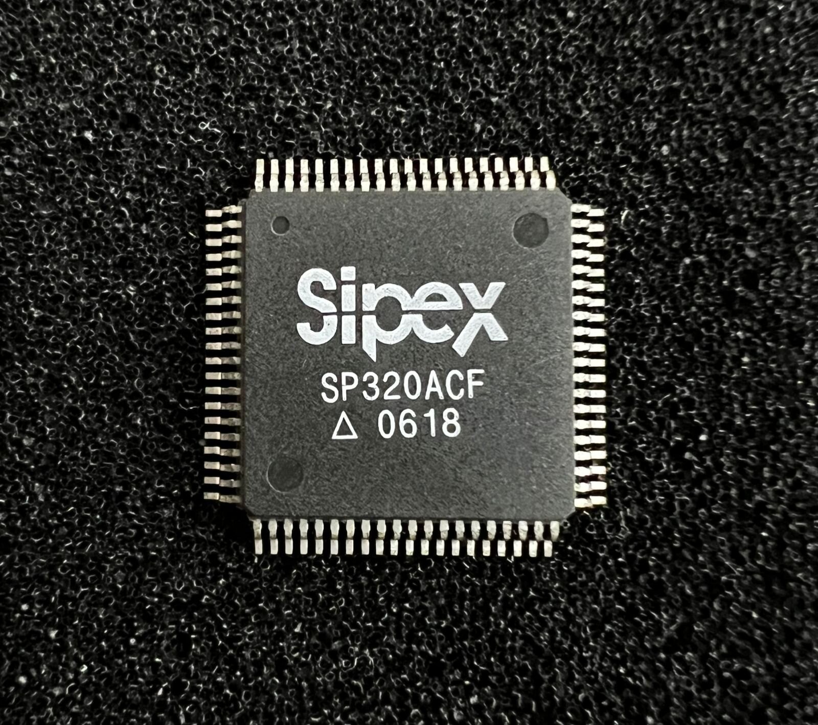 StarTeck | CIRCUITO INTEGRADO LINE TRCV CMOS QFP80 SP320ACF